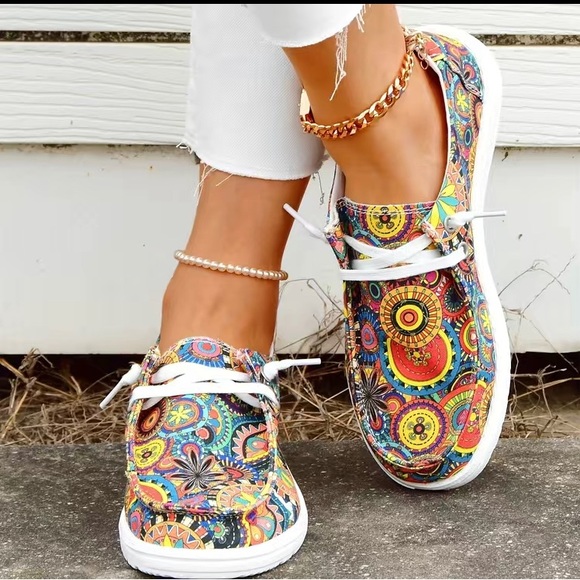 Betrue | Shoes | Colorful Slip On Shoe | Poshmark